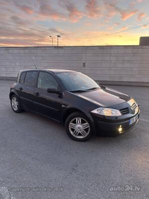 Melns Renault Megane 2003 Tallina, ar dzinēja tilpumu 1.50 L un nobraukumu 0 tūkst. km par 1499 €, foto 6 vietnē AUTOMOTO.COM.LV