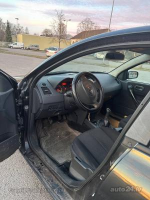 Melns Renault Megane 2003 Tallina, ar dzinēja tilpumu 1.50 L un nobraukumu 0 tūkst. km par 1499 €, foto 8 vietnē AUTOMOTO.COM.LV