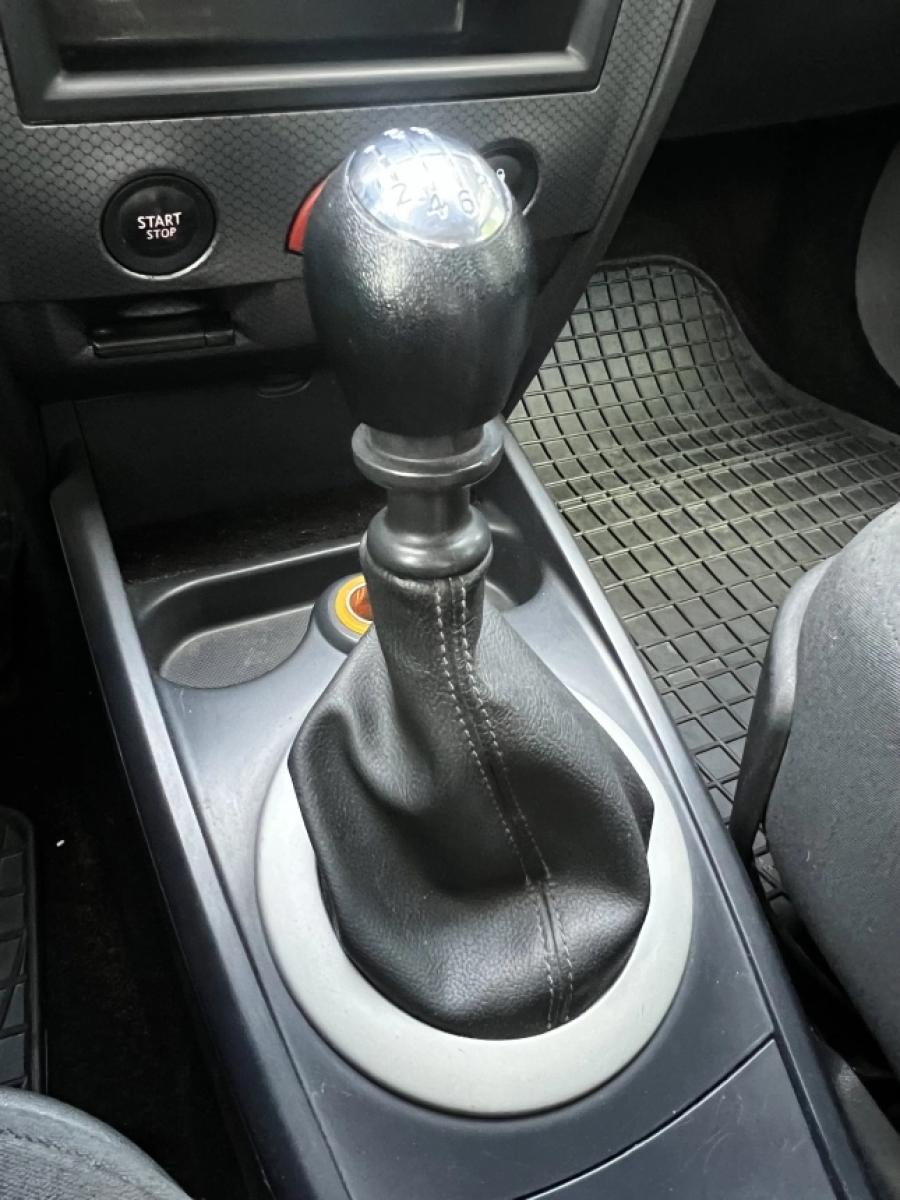 Melns Renault Megane 2004 Rīga, ar dzinēja tilpumu 1.90 L un nobraukumu 317 tūkst. km par 1850 €, foto 10 vietnē AUTOMOTO.COM.LV