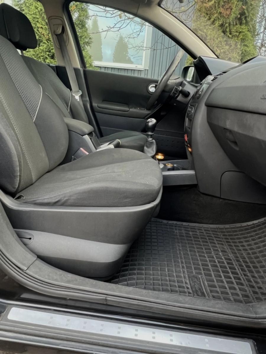 Melns Renault Megane 2004 Rīga, ar dzinēja tilpumu 1.90 L un nobraukumu 317 tūkst. km par 1850 €, foto 14 vietnē AUTOMOTO.COM.LV