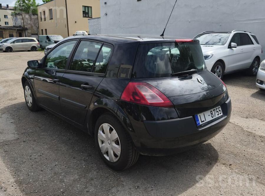 Black Renault Megane 2005 in Jelgava, with an engine capacity of 1.50 L and mileage of 0 thousand km for 1290 €, photo 3 on AUTOMOTO.COM.LV