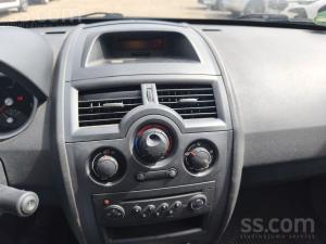 Black Renault Megane 2005 in Jelgava, with an engine capacity of 1.50 L and mileage of 0 thousand km for 1290 €, photo 11 on AUTOMOTO.COM.LV