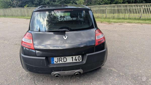 Black Renault Megane 2007 in Kaunas, with an engine capacity of 2.00 L and mileage of 265 thousand km for 2490 €, photo 4 on AUTOMOTO.COM.LV