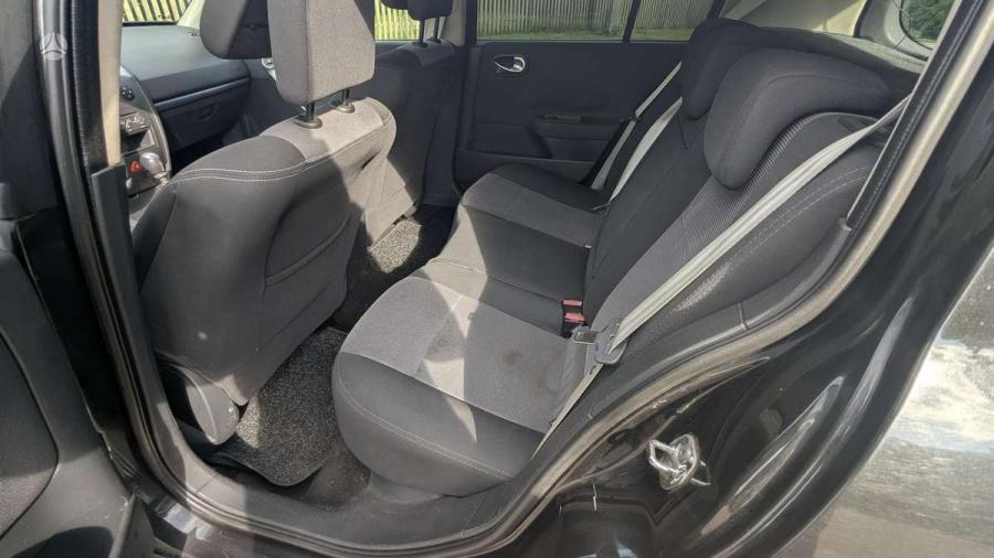 Melns Renault Megane 2007 Kauņa, ar dzinēja tilpumu 2.00 L un nobraukumu 265 tūkst. km par 2490 €, foto 23 vietnē AUTOMOTO.COM.LV