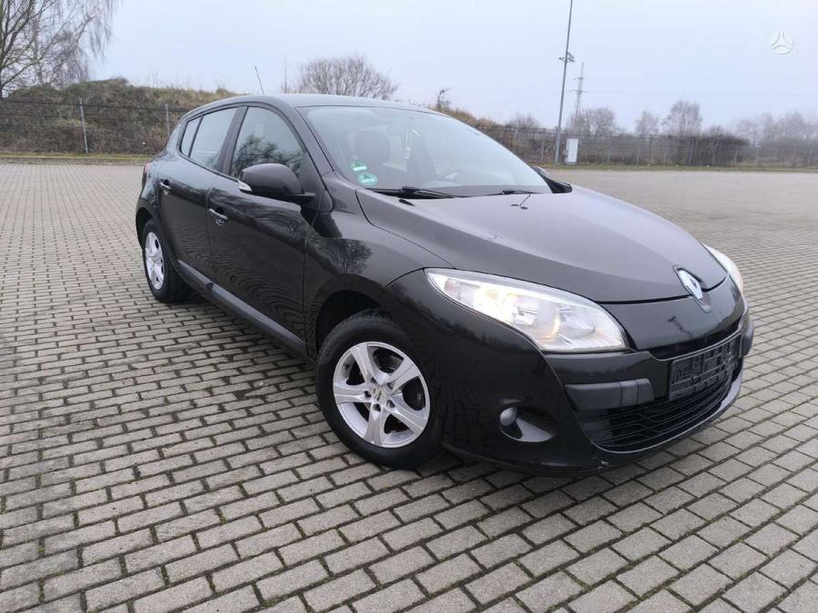 Melns Renault Megane 2009 Marijampole, ar dzinēja tilpumu 1.60 L un nobraukumu 141 tūkst. km par 2999 €, foto 3 vietnē AUTOMOTO.COM.LV