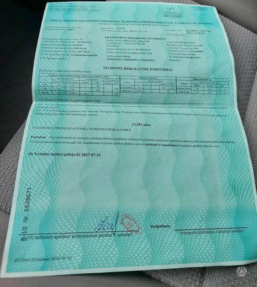 Melns Renault Megane 2009 Panevēža, ar dzinēja tilpumu 1.87 L un nobraukumu 186 tūkst. km par 2000 €, foto 9 vietnē AUTOMOTO.COM.LV