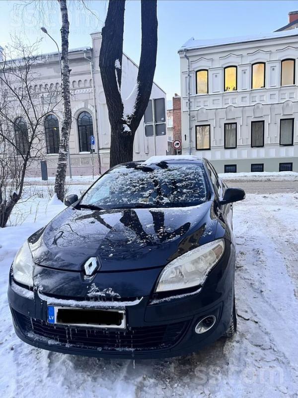 Black Renault Megane 2010 in Daugavpils, with an engine capacity of 1.50 L and mileage of 262 thousand km for 2200 €, photo 1 on AUTOMOTO.COM.LV
