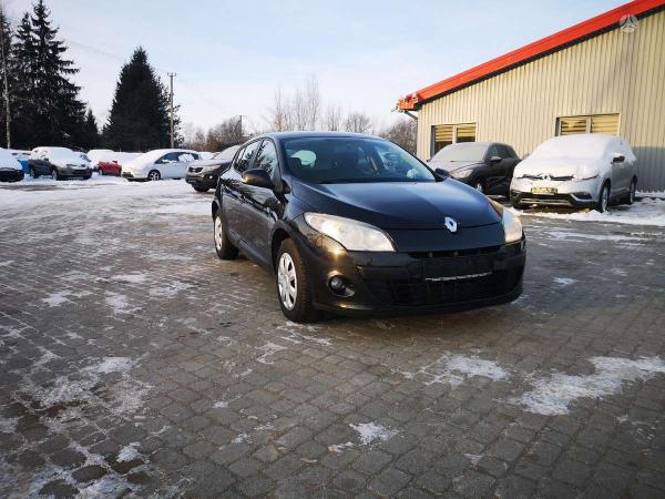 Melns Renault Megane 2011 Radviliškis, ar dzinēja tilpumu 1.60 L un nobraukumu 198 tūkst. km par 2450 €, foto 1 vietnē AUTOMOTO.COM.LV