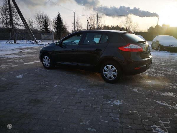 Melns Renault Megane 2011 Radviliškis, ar dzinēja tilpumu 1.60 L un nobraukumu 198 tūkst. km par 2450 €, foto 2 vietnē AUTOMOTO.COM.LV