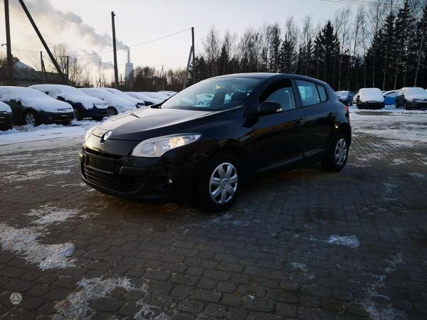 Melns Renault Megane 2011 Radviliškis, ar dzinēja tilpumu 1.60 L un nobraukumu 198 tūkst. km par 2450 €, foto 4 vietnē AUTOMOTO.COM.LV