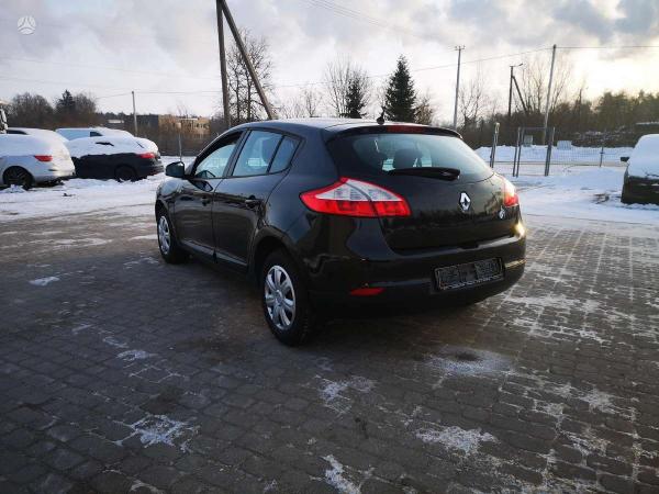 Melns Renault Megane 2011 Radviliškis, ar dzinēja tilpumu 1.60 L un nobraukumu 198 tūkst. km par 2450 €, foto 6 vietnē AUTOMOTO.COM.LV