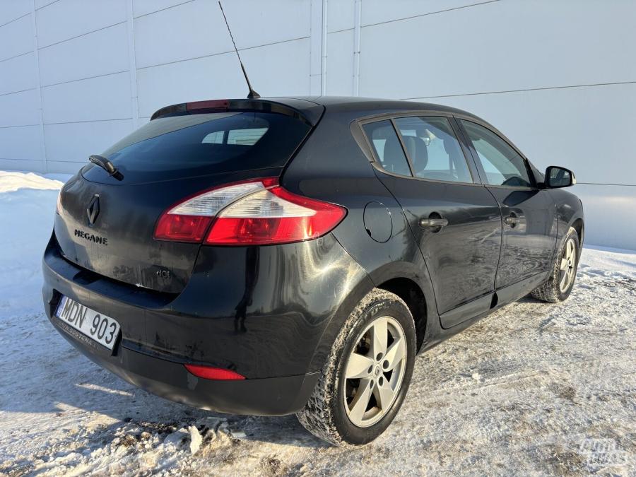 Black Renault Megane 2011 in Kaunas, with an engine capacity of 1.90 L and mileage of 290 thousand km for 2290 €, photo 6 on AUTOMOTO.COM.LV