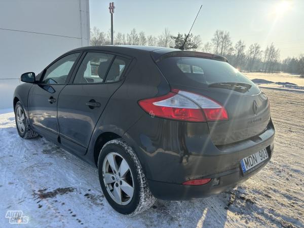Melns Renault Megane 2011 Kauņa, ar dzinēja tilpumu 1.90 L un nobraukumu 290 tūkst. km par 2290 €, foto 8 vietnē AUTOMOTO.COM.LV