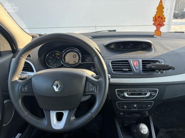 Melns Renault Megane 2011 Kauņa, ar dzinēja tilpumu 1.90 L un nobraukumu 290 tūkst. km par 2290 €, foto 10 vietnē AUTOMOTO.COM.LV