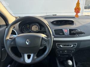 Black Renault Megane 2011 in Kaunas, with an engine capacity of 1.90 L and mileage of 290 thousand km for 2290 €, photo 10 on AUTOMOTO.COM.LV