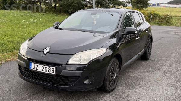 Melns Renault Megane 2011 Rīga, ar dzinēja tilpumu 1.40 L un nobraukumu 200 tūkst. km par 4390 €, foto 1 vietnē AUTOMOTO.COM.LV