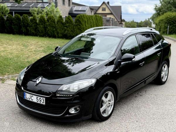 Melns Renault Megane 2012 Viļņa, ar dzinēja tilpumu 1.50 L un nobraukumu 225 tūkst. km par 2900 €, foto 2 vietnē AUTOMOTO.COM.LV