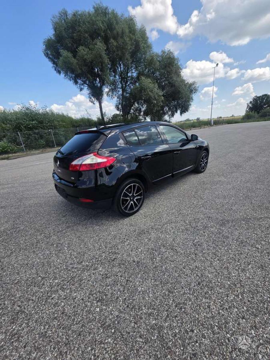 Black Renault Megane 2012 in Marijampole, with an engine capacity of 1.20 L and mileage of 197 thousand km for 3150 €, photo 5 on AUTOMOTO.COM.LV