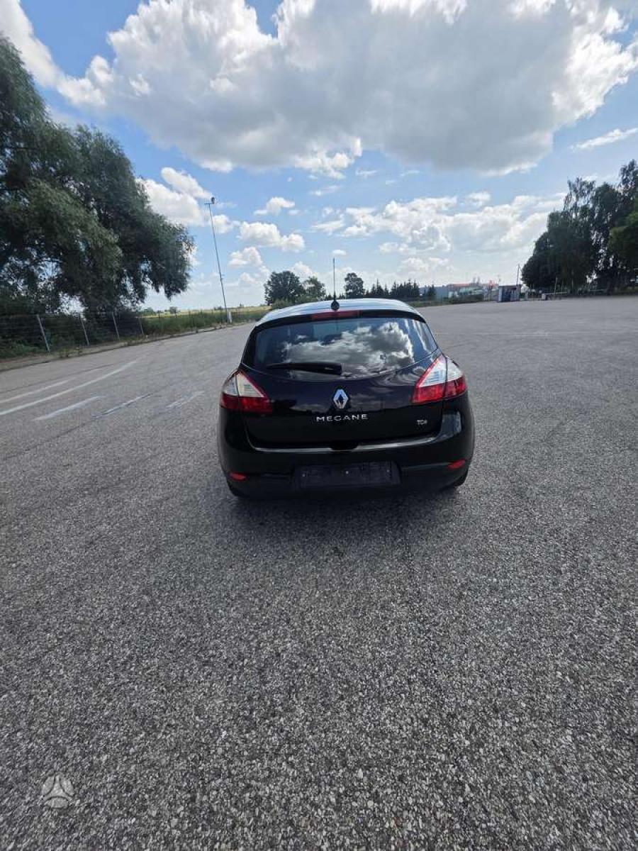 Black Renault Megane 2012 in Marijampole, with an engine capacity of 1.20 L and mileage of 197 thousand km for 3150 €, photo 6 on AUTOMOTO.COM.LV