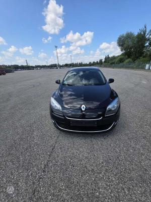 Black Renault Megane 2012 in Marijampole, with an engine capacity of 1.20 L and mileage of 197 thousand km for 3150 €, photo 9 on AUTOMOTO.COM.LV