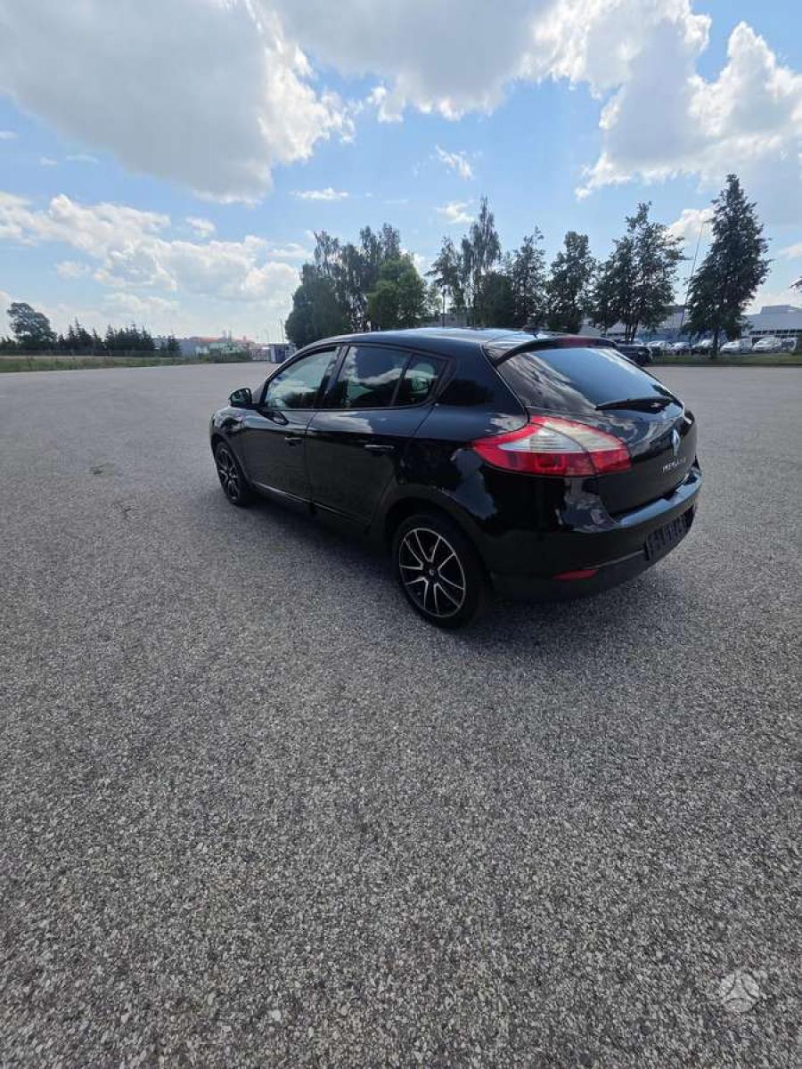Black Renault Megane 2012 in Marijampole, with an engine capacity of 1.20 L and mileage of 197 thousand km for 3150 €, photo 10 on AUTOMOTO.COM.LV