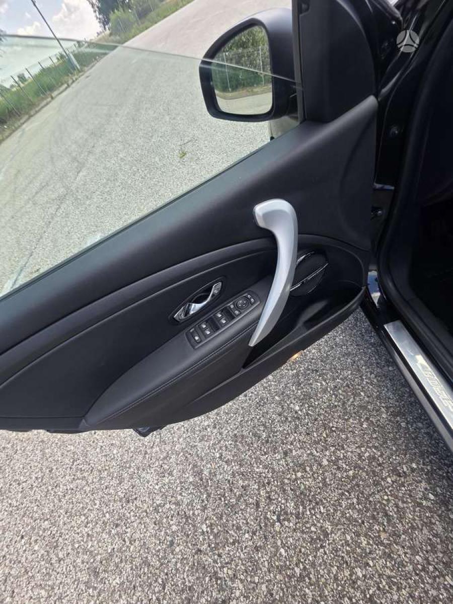 Black Renault Megane 2012 in Marijampole, with an engine capacity of 1.20 L and mileage of 197 thousand km for 3150 €, photo 19 on AUTOMOTO.COM.LV