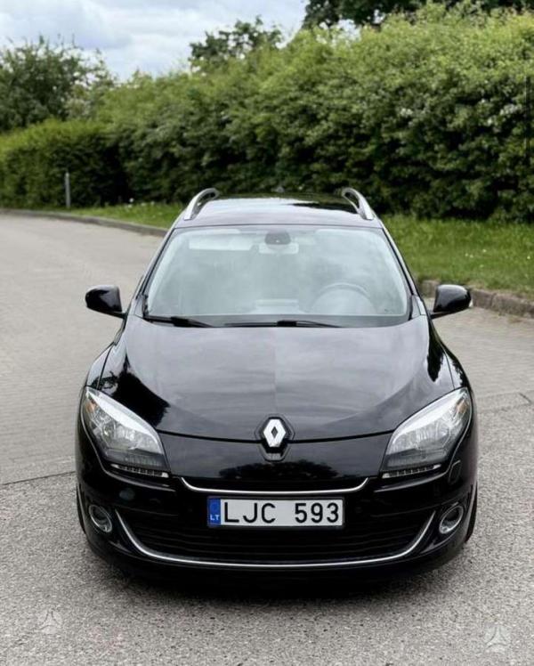 Black Renault Megane 2012 in Vilnius, with an engine capacity of 1.50 L and mileage of 225 thousand km for 3300 €, photo 5 on AUTOMOTO.COM.LV