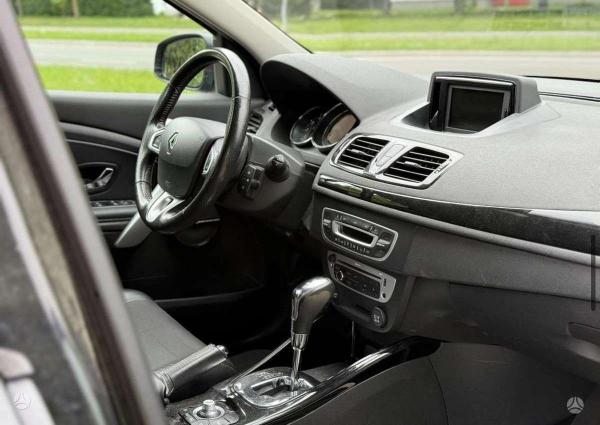 Black Renault Megane 2012 in Vilnius, with an engine capacity of 1.50 L and mileage of 225 thousand km for 3300 €, photo 8 on AUTOMOTO.COM.LV