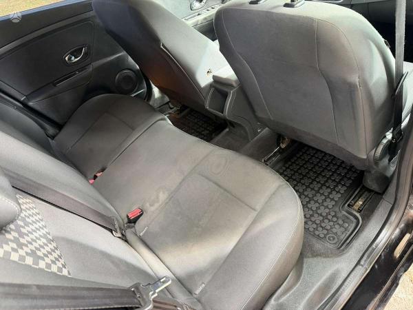 Melns Renault Megane 2012 Šilutė, ar dzinēja tilpumu 1.46 L un nobraukumu 255 tūkst. km par 3000 €, foto 10 vietnē AUTOMOTO.COM.LV
