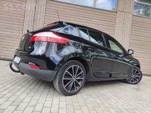 Melns Renault Megane 2013 Jelgava, ar dzinēja tilpumu 1.50 L un nobraukumu 0 tūkst. km par 700 €, foto 4 vietnē AUTOMOTO.COM.LV