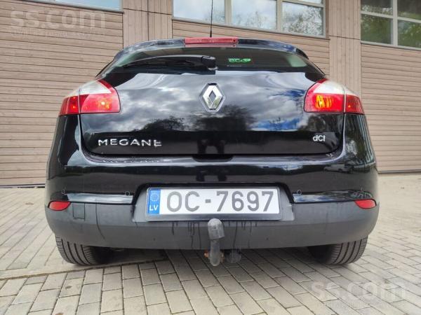 Melns Renault Megane 2013 Jelgava, ar dzinēja tilpumu 1.50 L un nobraukumu 0 tūkst. km par 700 €, foto 6 vietnē AUTOMOTO.COM.LV
