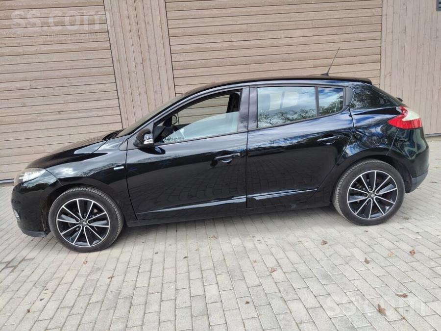 Melns Renault Megane 2013 Jelgava, ar dzinēja tilpumu 1.50 L un nobraukumu 0 tūkst. km par 700 €, foto 8 vietnē AUTOMOTO.COM.LV