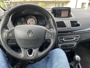 Black Renault Megane 2013 in Taurage, with an engine capacity of 1.60 L and mileage of 199 thousand km for 3700 €, photo 9 on AUTOMOTO.COM.LV