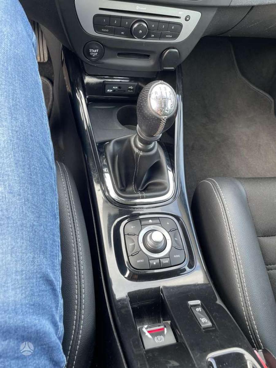 Black Renault Megane 2013 in Taurage, with an engine capacity of 1.60 L and mileage of 199 thousand km for 3700 €, photo 14 on AUTOMOTO.COM.LV