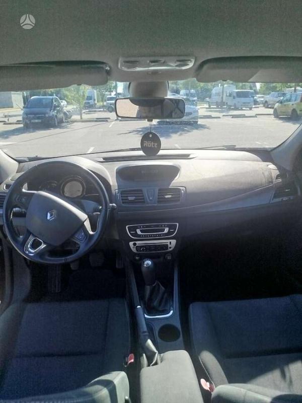 Melns Renault Megane 2013 Klaipėda, ar dzinēja tilpumu 1.46 L un nobraukumu 157 tūkst. km par 3000 €, foto 9 vietnē AUTOMOTO.COM.LV