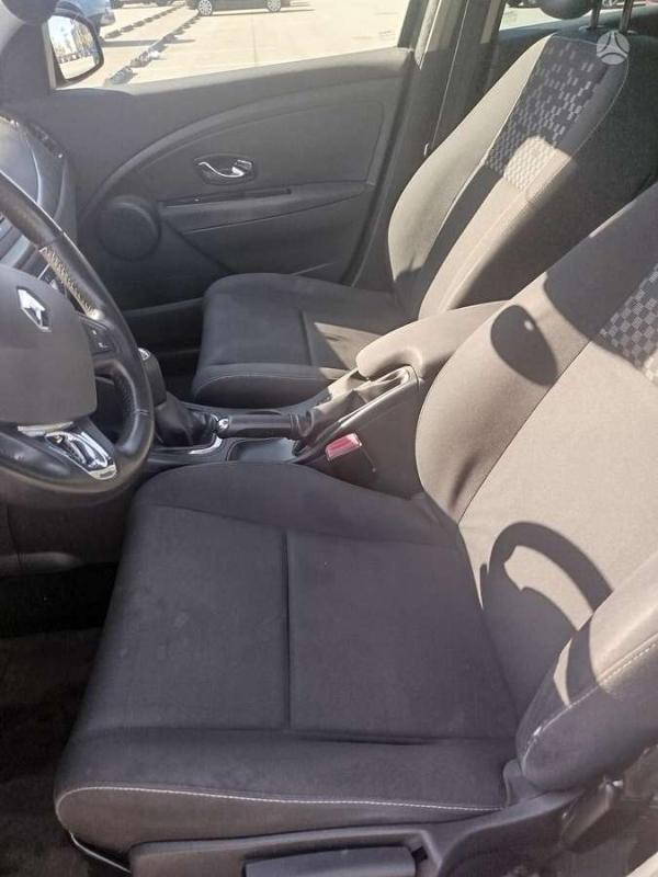Melns Renault Megane 2013 Klaipėda, ar dzinēja tilpumu 1.46 L un nobraukumu 157 tūkst. km par 3000 €, foto 10 vietnē AUTOMOTO.COM.LV