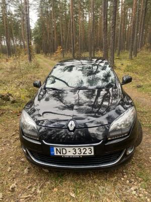 Melns Renault Megane 2013 Rīga, ar dzinēja tilpumu 1.50 L un nobraukumu 193 tūkst. km par 4100 €, foto  vietnē AUTOMOTO.COM.LV