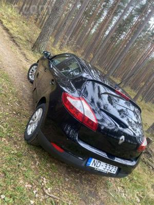 Melns Renault Megane 2013 Rīga, ar dzinēja tilpumu 1.50 L un nobraukumu 193 tūkst. km par 4100 €, foto 8 vietnē AUTOMOTO.COM.LV