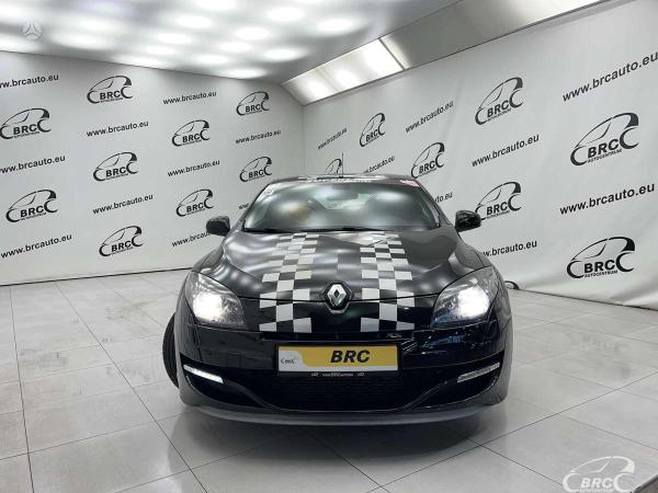 Black Renault Megane 2013 in Vilnius, with an engine capacity of 2.00 L and mileage of 69 thousand km for 12500 €, photo 6 on AUTOMOTO.COM.LV