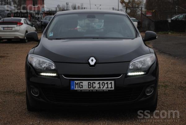 Black Renault Megane 2014 in Riga, with an engine capacity of 1.50 L and mileage of 226 thousand km for 4390 €, photo 6 on AUTOMOTO.COM.LV