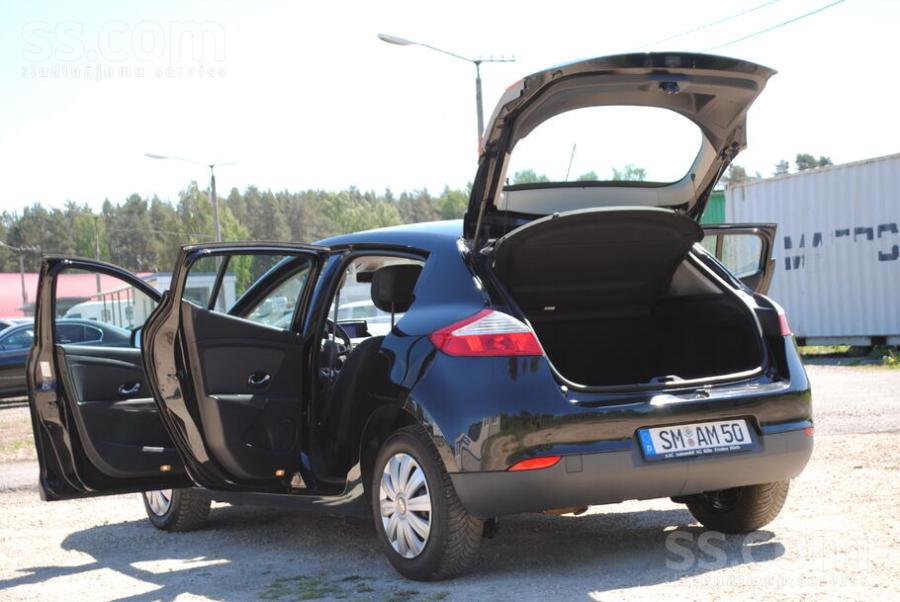 Melns Renault Megane 2014 Rīga, ar dzinēja tilpumu 1.50 L un nobraukumu 226 tūkst. km par 3990 €, foto 9 vietnē AUTOMOTO.COM.LV