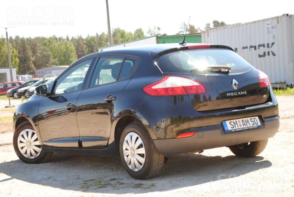 Black Renault Megane 2014 in Riga, with an engine capacity of 1.50 L and mileage of 226 thousand km for 3990 €, photo 3 on AUTOMOTO.COM.LV