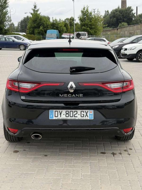 Melns Renault Megane 2015 Tauragė, ar dzinēja tilpumu 1.46 L un nobraukumu 217 tūkst. km par 6300 €, foto 7 vietnē AUTOMOTO.COM.LV