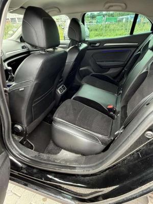 Melns Renault Megane 2015 Tauragė, ar dzinēja tilpumu 1.46 L un nobraukumu 217 tūkst. km par 6300 €, foto 15 vietnē AUTOMOTO.COM.LV