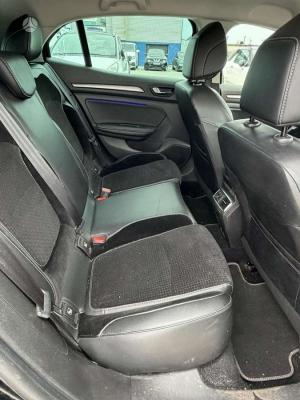 Melns Renault Megane 2015 Tauragė, ar dzinēja tilpumu 1.46 L un nobraukumu 217 tūkst. km par 6300 €, foto 17 vietnē AUTOMOTO.COM.LV