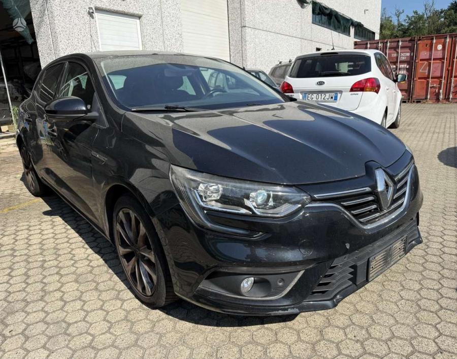 Melns Renault Megane 2016 Šauļi, ar dzinēja tilpumu 1.46 L un nobraukumu 144 tūkst. km par 5700 €, foto 1 vietnē AUTOMOTO.COM.LV