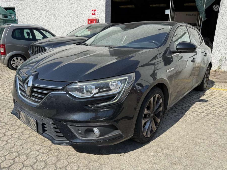 Melns Renault Megane 2016 Šauļi, ar dzinēja tilpumu 1.46 L un nobraukumu 144 tūkst. km par 5700 €, foto 3 vietnē AUTOMOTO.COM.LV