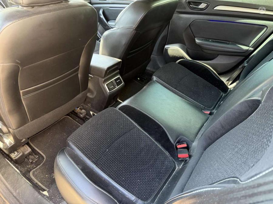 Melns Renault Megane 2016 Šauļi, ar dzinēja tilpumu 1.46 L un nobraukumu 144 tūkst. km par 5700 €, foto 10 vietnē AUTOMOTO.COM.LV
