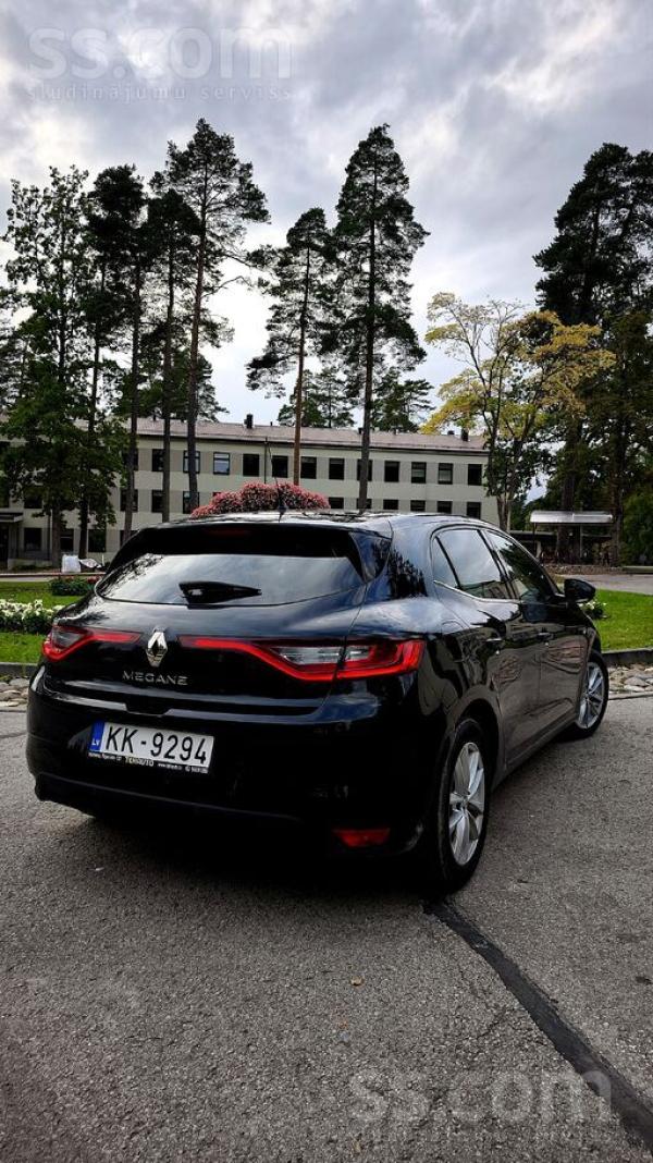 Рено Меган 2016 в Огре на AUTOMOTO.COM.LV Черный Рено Меган 2016 в Огре, объемом двигателя 1.20 л и пробегом 205 тыс. км за 6000 €, фото 3 на AUTOMOTO.COM.LV