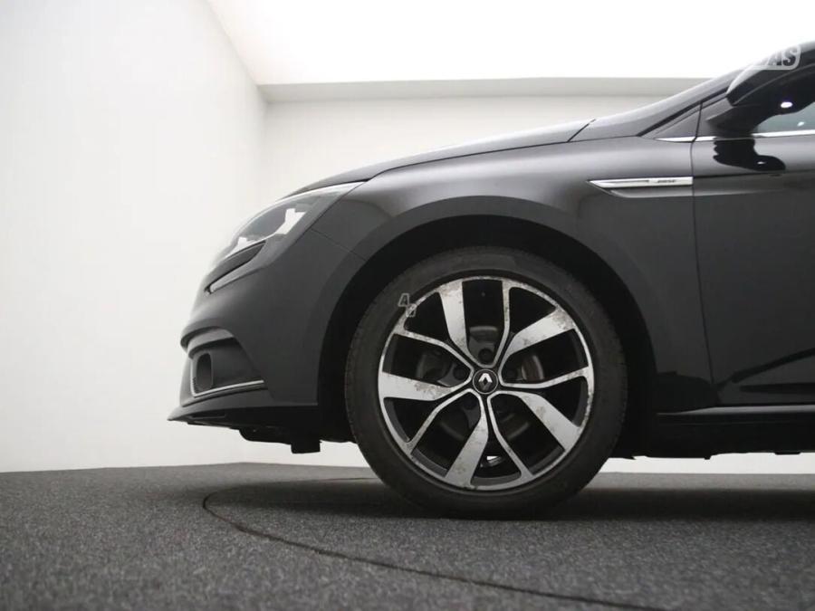 Black Renault Megane 2018 in Vilnius, with an engine capacity of 1.50 L and mileage of 200 thousand km for 9499 €, photo 27 on AUTOMOTO.COM.LV